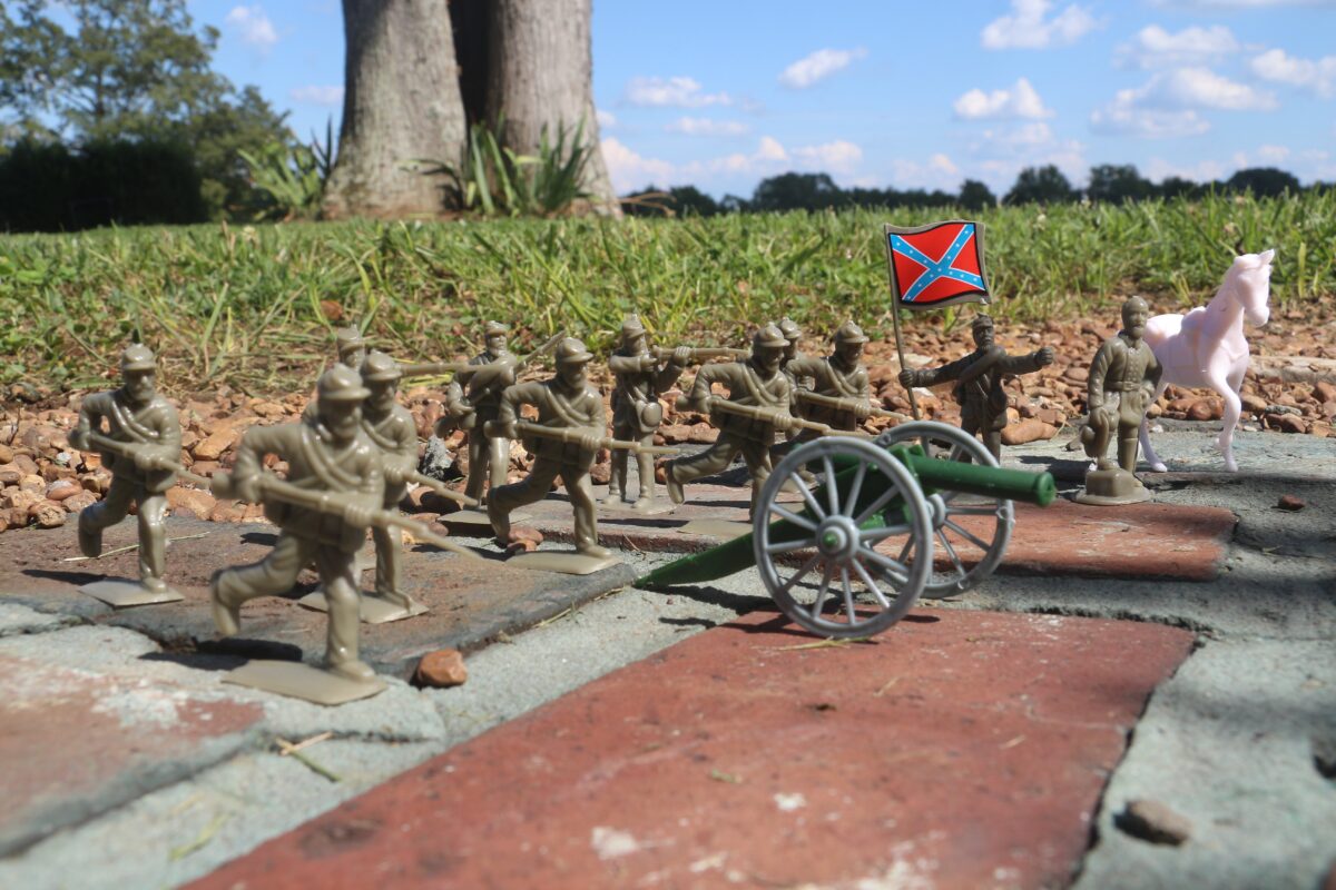 4″ x 6″ Miniature Confederate Stick Flag – Sons of Confederate Veterans